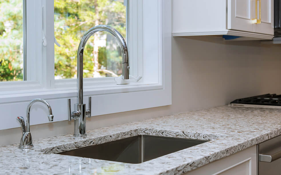 Home 7 – Moonstone